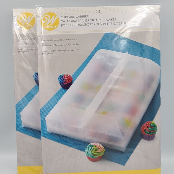 Wilton | Kitchen | 2 Pack Cupcake Carriers | Poshmark